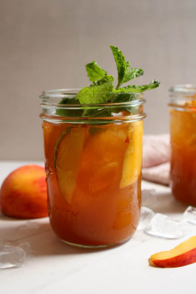 Old Fashioned Peach Cobbler With Fresh or Frozen Peaches - The Midwest ...